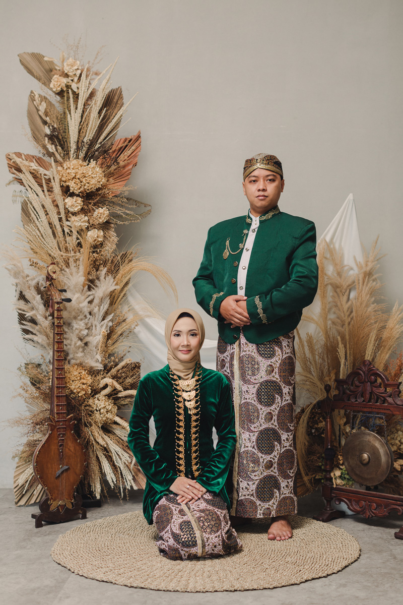 Resyi & Hanafi - Invipro