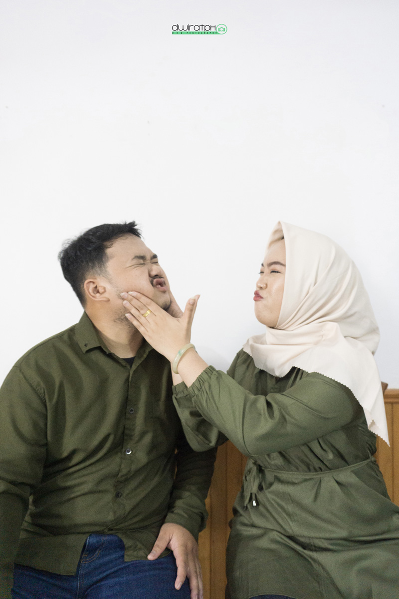 Ayu & Farien - Invipro