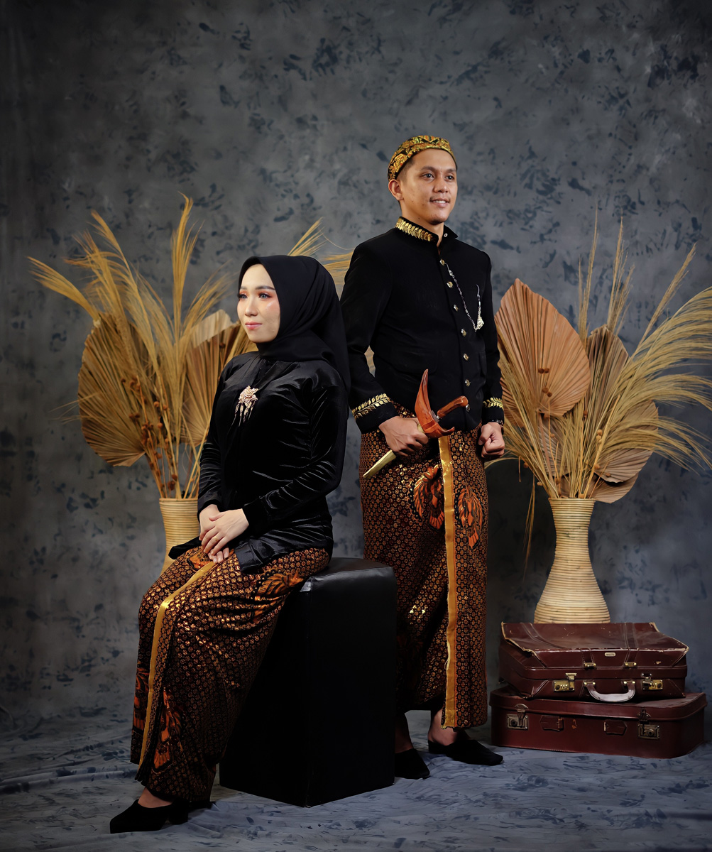 Putri & Pindo - Invipro