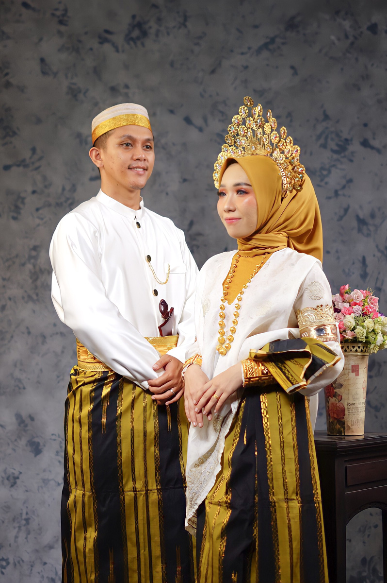 Putri & Pindo - Invipro